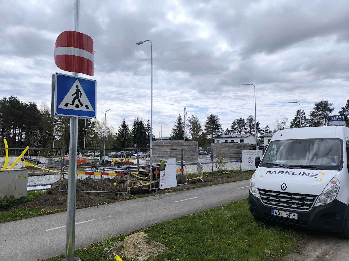 LIIKLUSMÄRKIDE PAIGALDUS - Parkline
